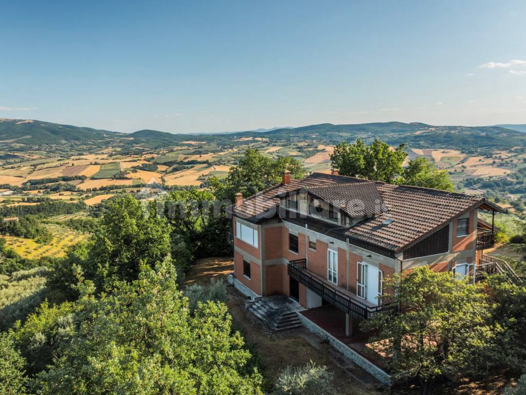 Vendita Appartamento in via Col Ventoso. Gualdo Cattaneo. Buono stato ...