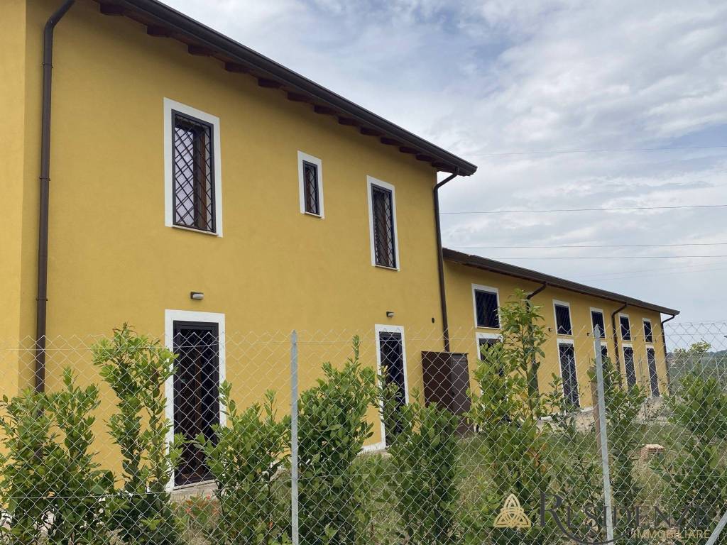 Affitto Appartamento Roma. Trilocale in via Tiberina 282. Nuovo, su più ...