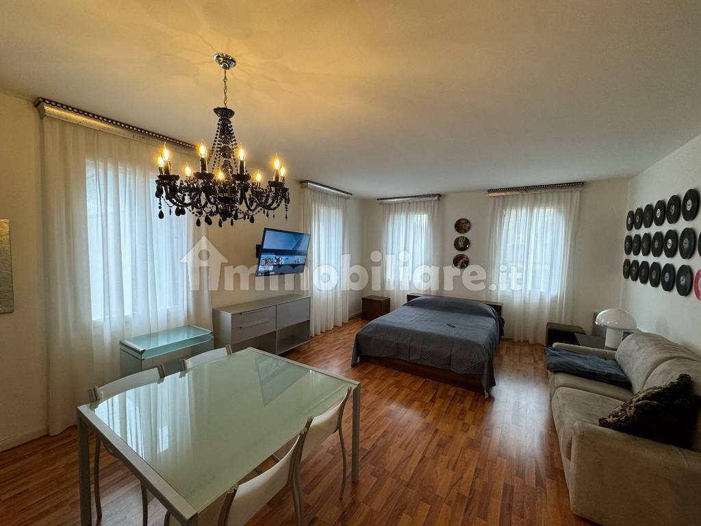 Affitto Appartamento Padova. Monolocale in piazza Giuseppe Garibaldi 8 ...