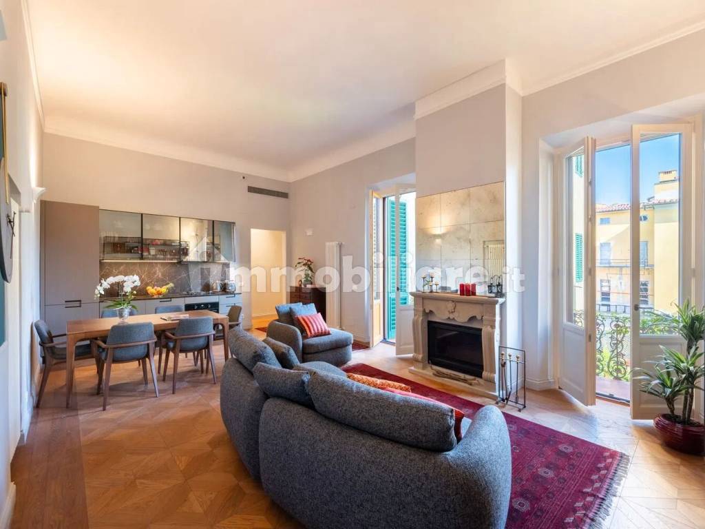 Affitto Appartamento Firenze. Quadrilocale in via Camillo Cavour San C ...
