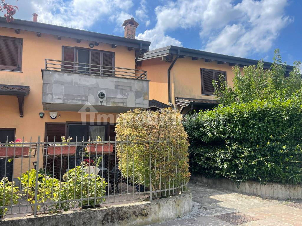 Vendita Appartamento Bubbiano. Bilocale in via Mario Giuliani 11/C ...