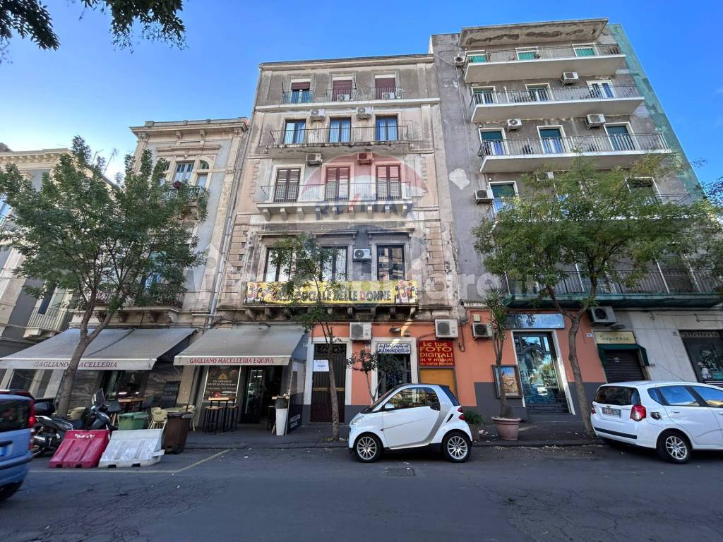 Vendita Appartamento Catania. Quadrilocale in via plebiscito 627. Buono ...