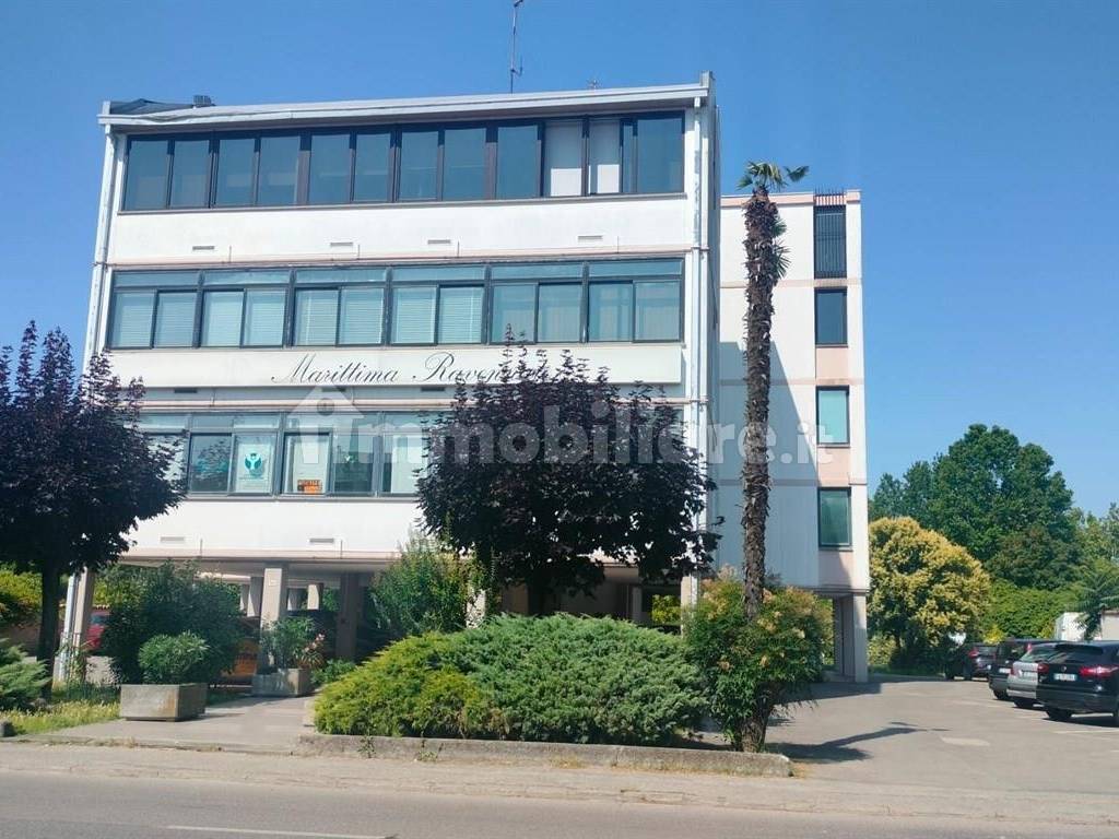Posto auto - moto, Ravenna, Rif. 122310990 - Immobiliare.it