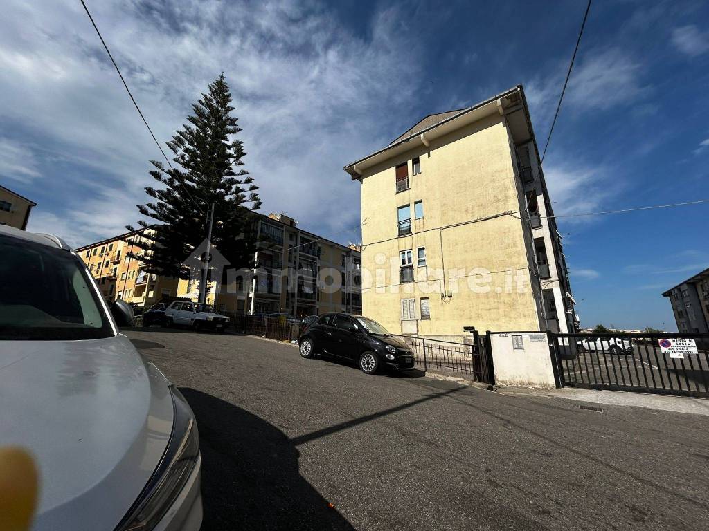 Stanza singola in affitto, affittasi camera singola via Giovanni Paolo ...