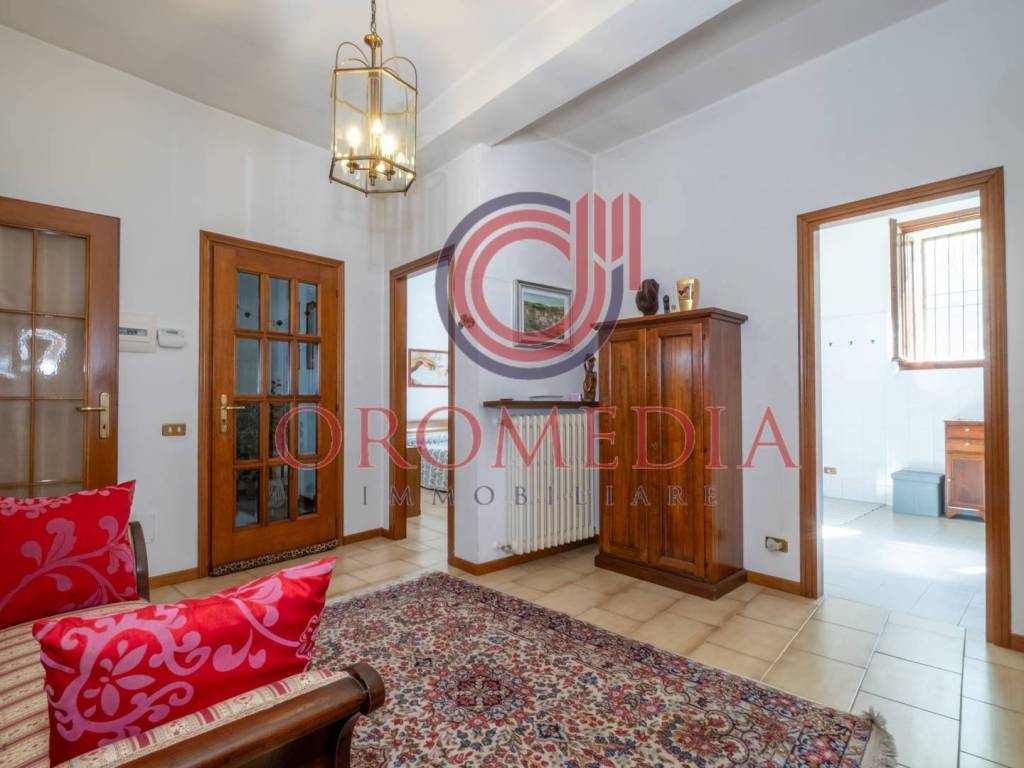 Vendita Villa unifamiliare in via Strada Vecchia 4 Bergamo. Buono stato ...