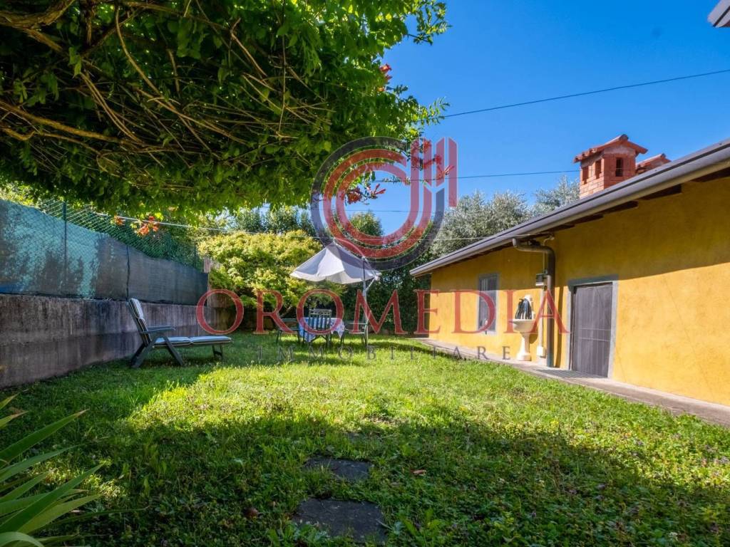 Vendita Villa unifamiliare in via Strada Vecchia 4 Bergamo. Buono stato ...