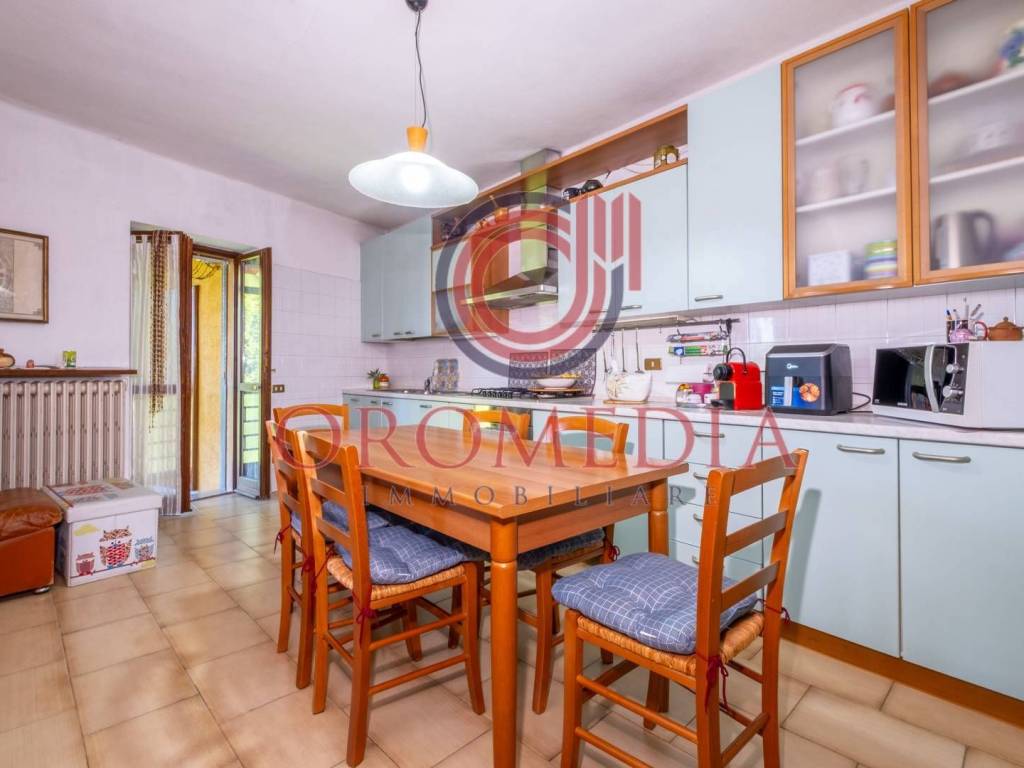 Vendita Villa unifamiliare in via Strada Vecchia 4 Bergamo. Buono stato ...