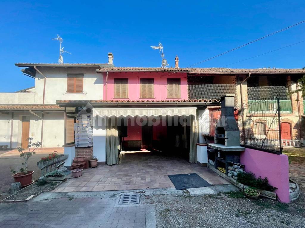 Vendita Terratetto plurifamiliare in via Dottor Cesare Sassi 37 ...