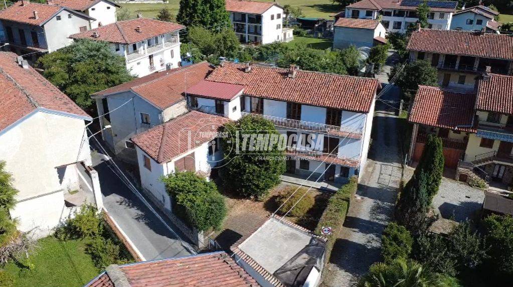 Vendita Terratetto unifamiliare Loranzè. Buono stato, posto auto, con ...