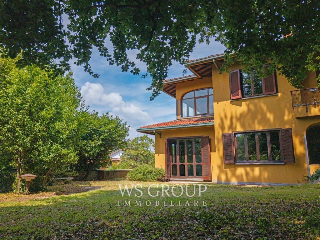 Vendita Villa unifamiliare in via Giambattista Vico 11 Casatenovo. Da ...