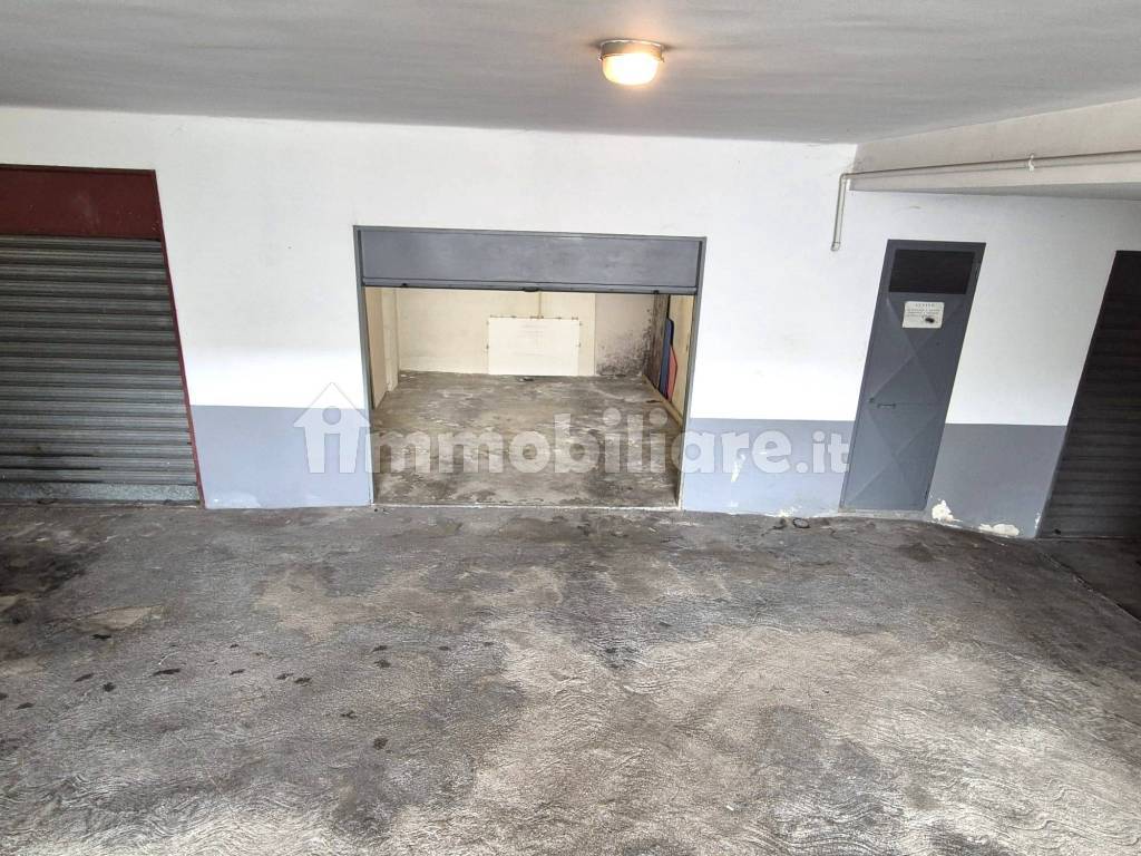 Garage - Box via Antonio Segni, Locorotondo, Rif. 122474864 ...