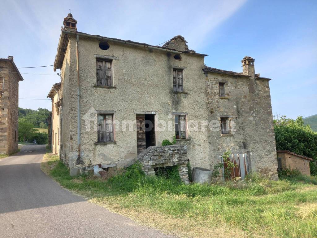 Vendita Rustico Morfasso. 100 m², rif. 122495922