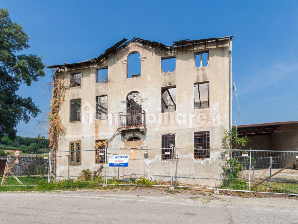 Vendita Terratetto unifamiliare in via Reale 48 Fara Vicentino. Da ...