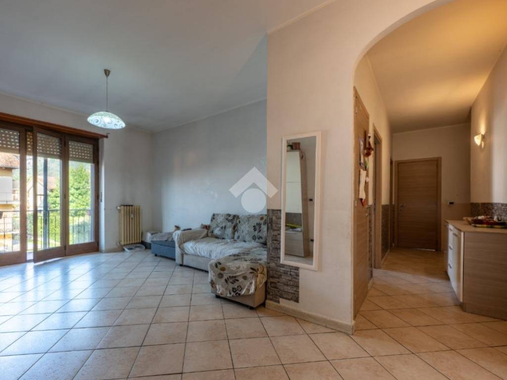 Vendita Appartamento Revello. Quadrilocale in via Andrea Aimar 15 ...