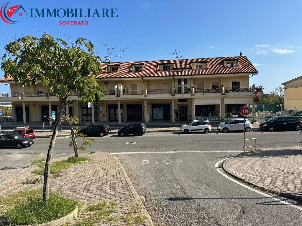 Vendita Appartamento in via Nicola Pietro e Michelangelo Drosi ...