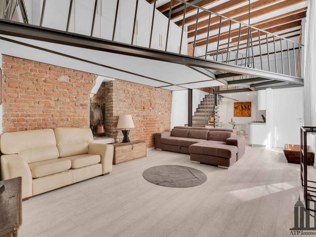 Rent Loft in via Ugo Bassi 24 Milan. Excellent condition, independent ...