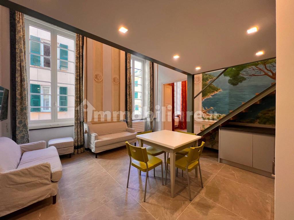 Rent Apartment Genoa. 2-room flat, Excellent condition, on multiple ...