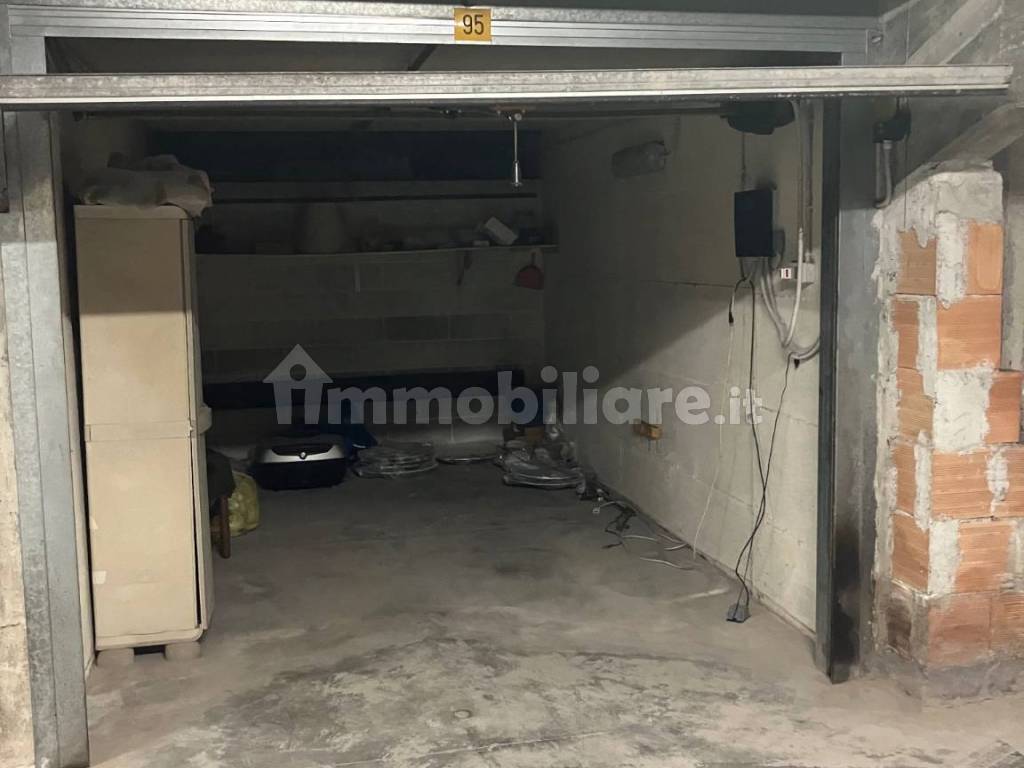 Garage - Box viale Italia 49, La Spezia, Rif. 122797874 - Immobiliare.it