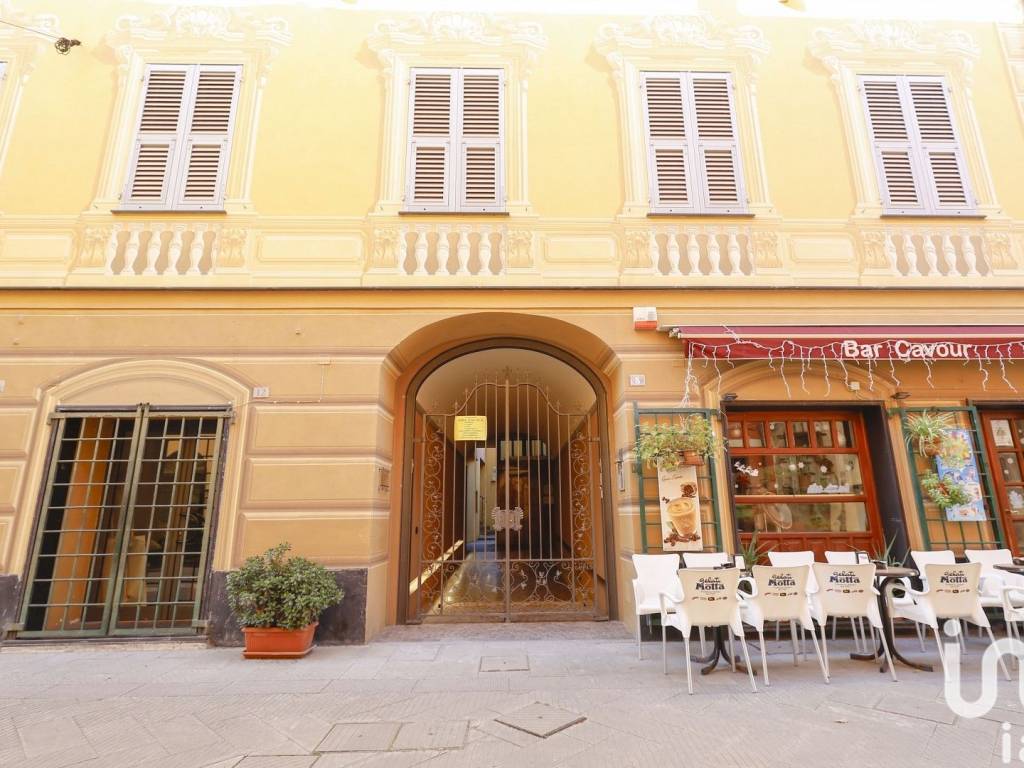 Vendita Appartamento Borghetto Santo Spirito. Trilocale in via CAVOUR 8 ...