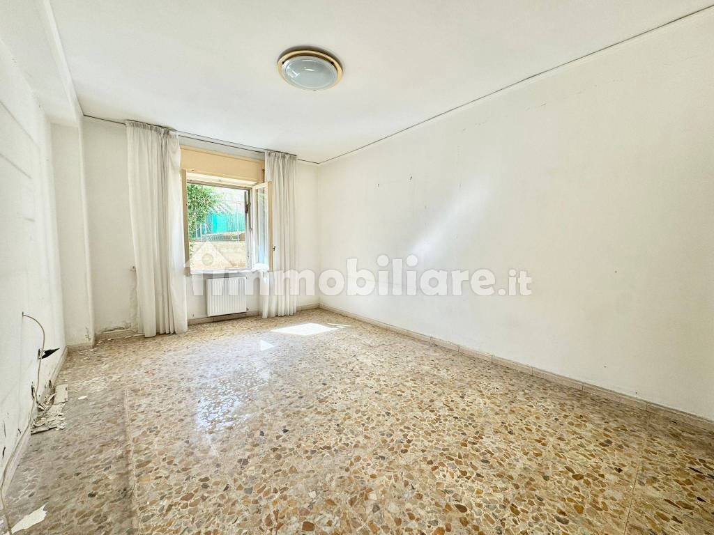 Affitto Appartamento Napoli. Trilocale in via Diomede Carafa 58. Da ...