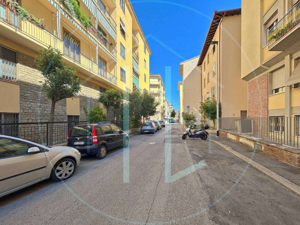 Vendita Appartamento Firenze. Bilocale in via Gaetano Pilati 11. Ottimo ...