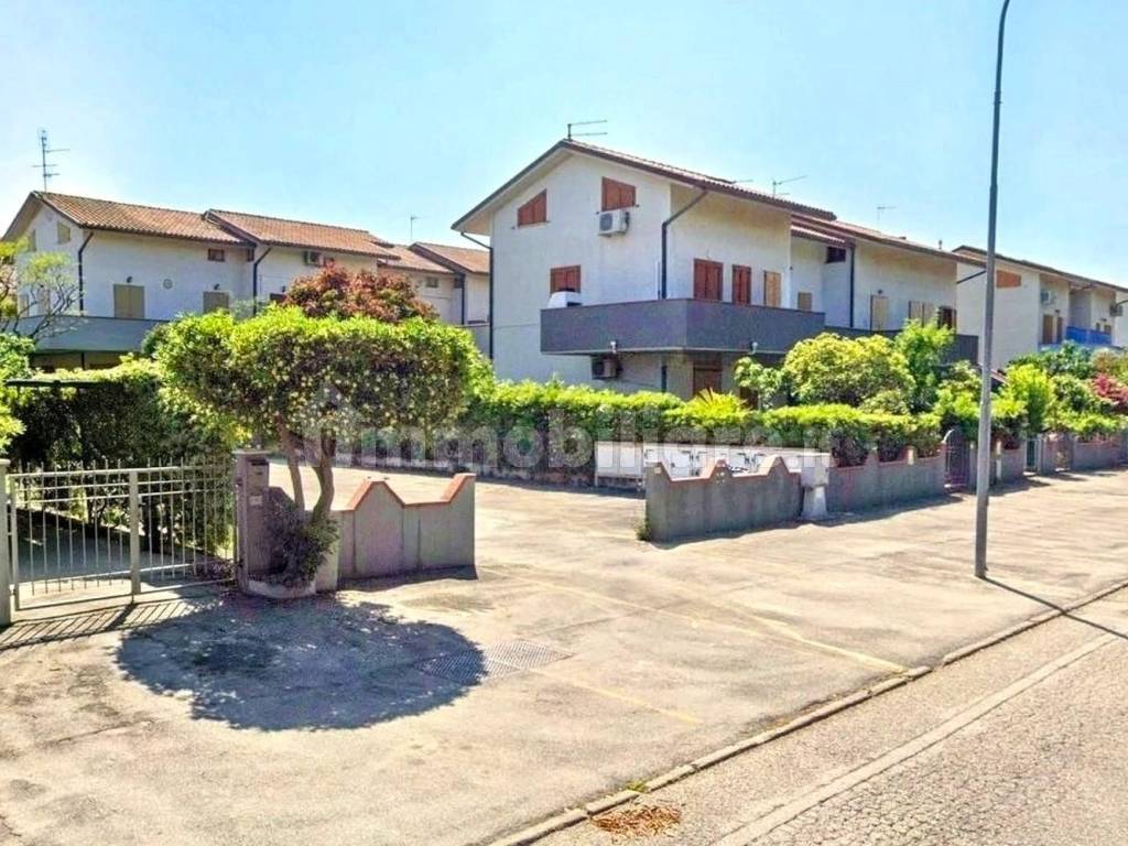 Asta per appartamento, via Ancona, 11, Marcelli Numana, rif. 120371446 ...