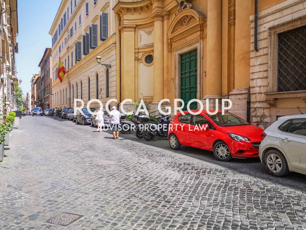 Vendita Appartamento Roma. Trilocale in via Giulia. Buono stato, piano ...