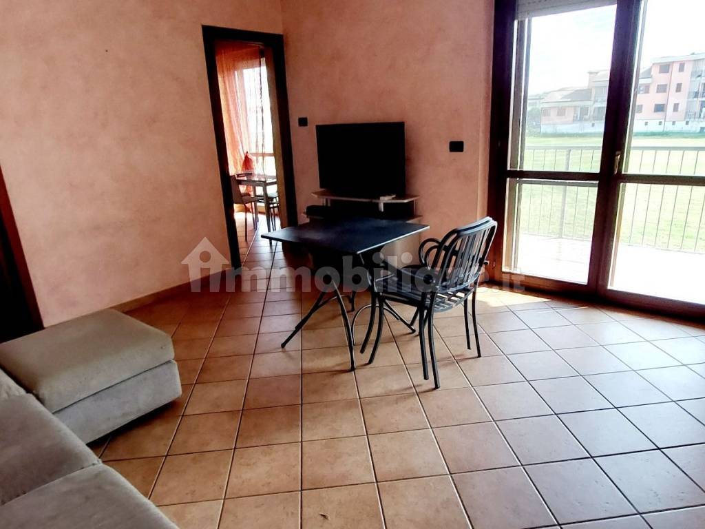Rent Apartment Caluso. 4-room flat in corso Torino 42. Excellent ...