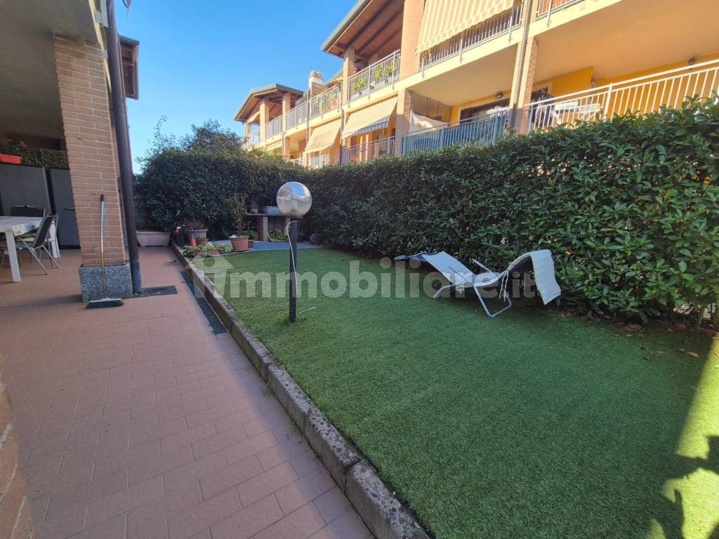 Vendita Appartamento Arconate. Trilocale in Stradella del Monviso ...