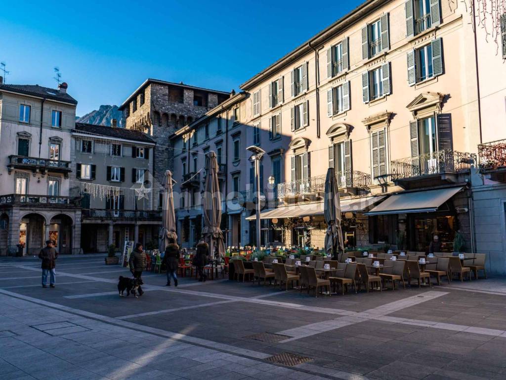 Vendita Appartamento Lecco. Quadrilocale in corso Martiri della ...