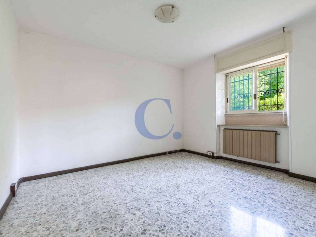Vendita Appartamento Terni. Trilocale in via del Cardellino 4. Buono ...
