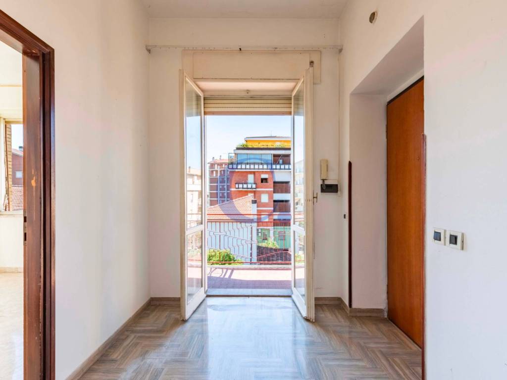 Vendita Appartamento Terni. Quadrilocale in via del Cardellino 4. Buono ...