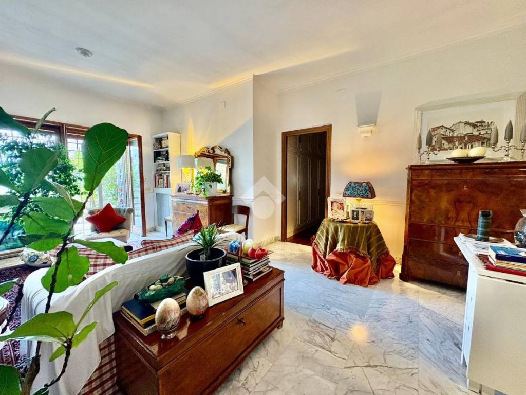 Vendita Appartamento Roma. Quadrilocale in via Alberto Litta Modignani ...