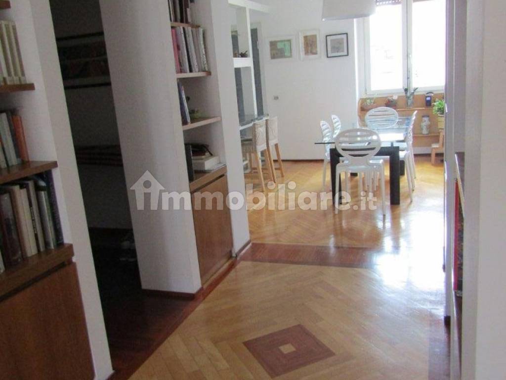 Affitto Appartamento Milano. Trilocale in via Piero Capponi. Ottimo ...