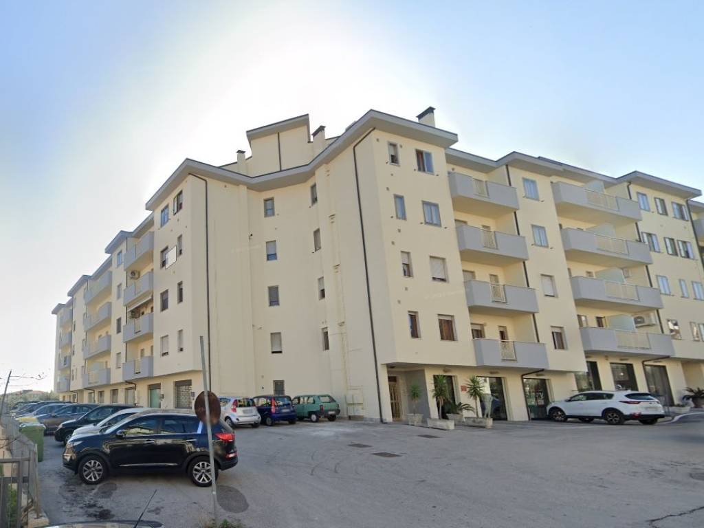 Vendita Appartamento in via Pitagora 57. Vasto. Buono stato, terzo ...