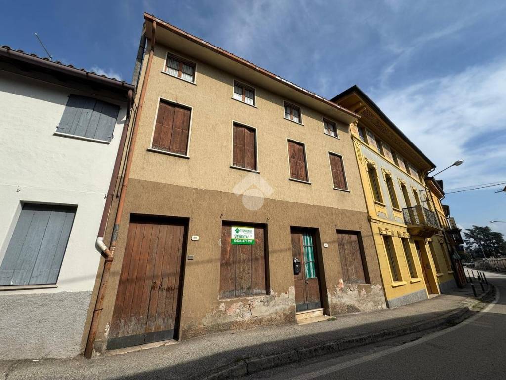 Vendita Terratetto unifamiliare in via Panica 80 Marostica. Buono stato ...