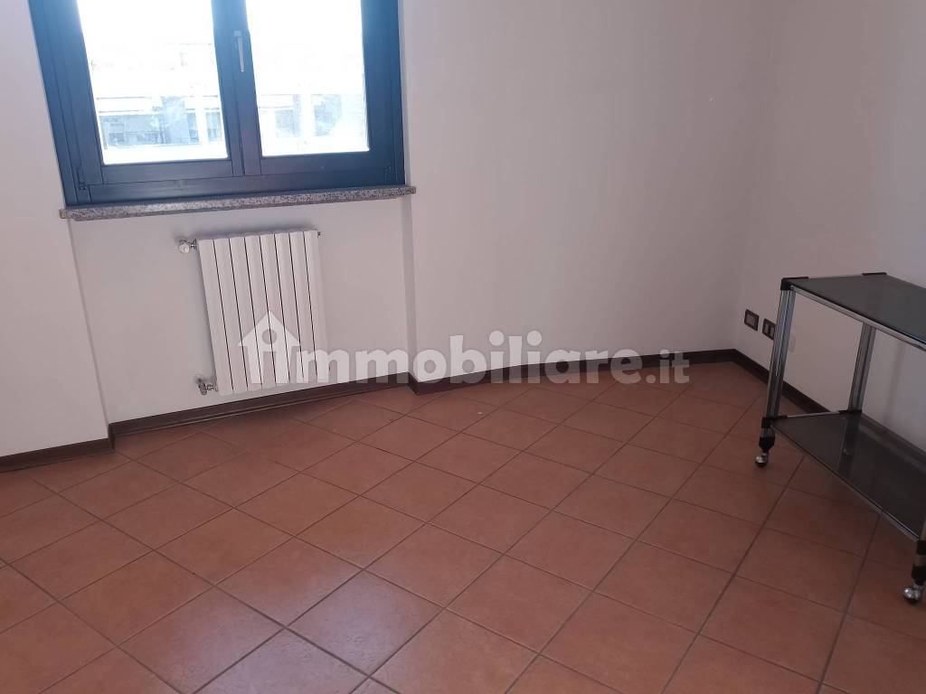 Ufficio - Studio via Novara, Cameri, Rif. 123233285 - Immobiliare.it