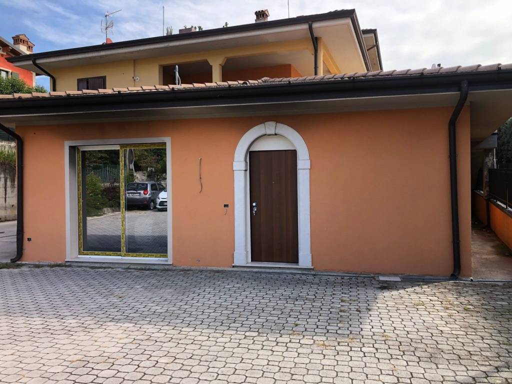Vendita Appartamento Monticelli Brusati. Trilocale in via Don Stefano ...