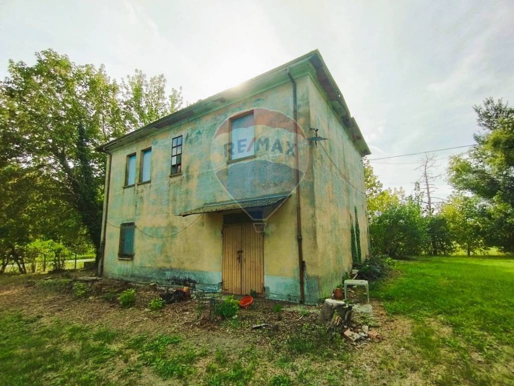 Vendita Terratetto unifamiliare in via delle Cavalle 1 Argenta. Da ...