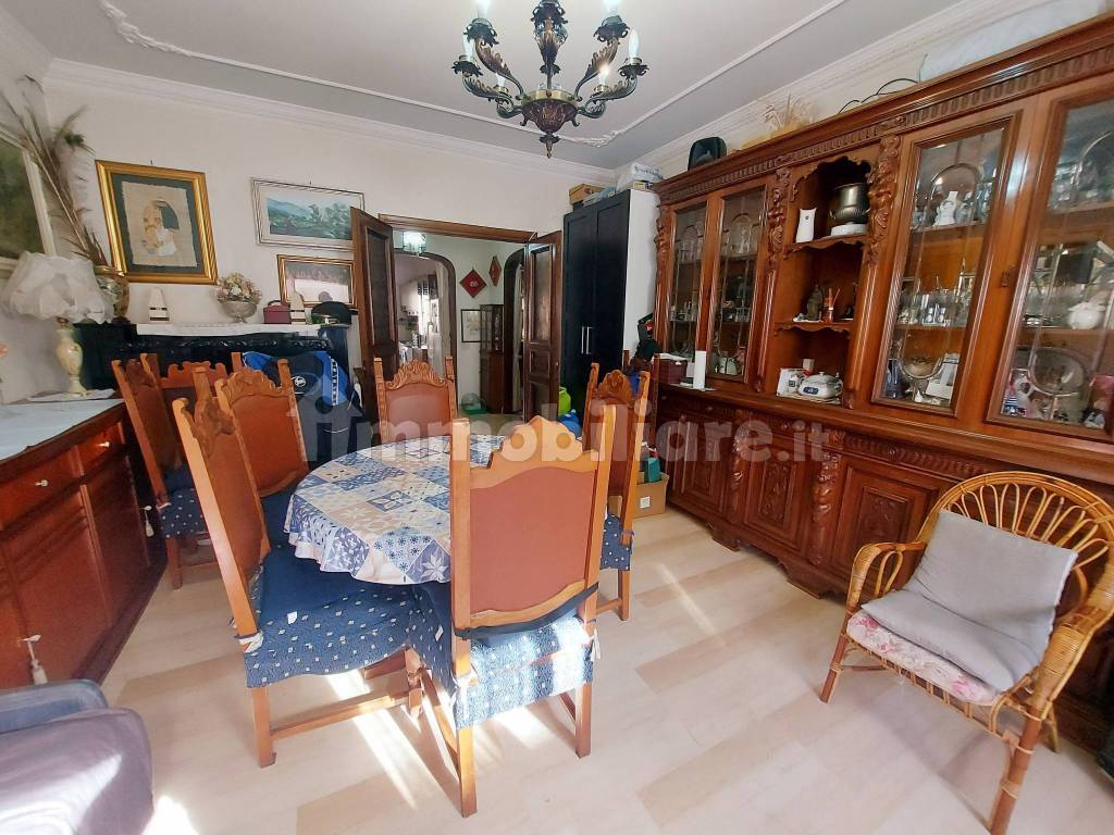 Vendita Appartamento Roma. Trilocale in via Luigi Lodi. Buono stato ...