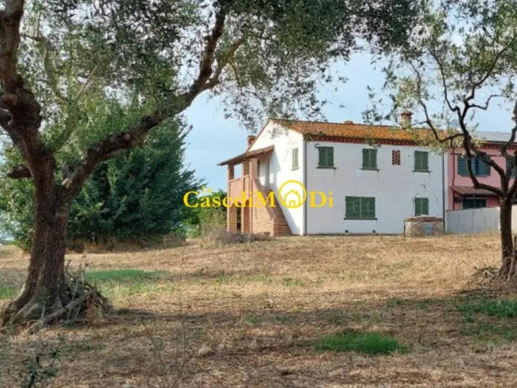 Vendita Casale Crespina e Lorenzana. Ottimo stato, posto auto, 300 m² ...