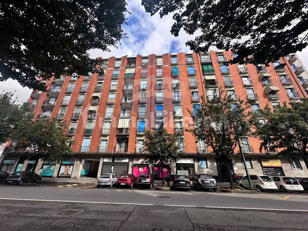 Vendita Appartamento Torino. Trilocale in via Borgaro 106. Ottimo stato ...