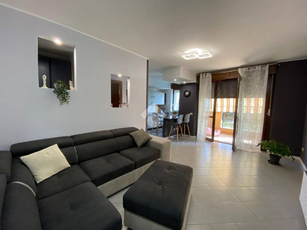 Vendita Appartamento Corbetta. Trilocale in via Giovanni Paolo II' 6 ...