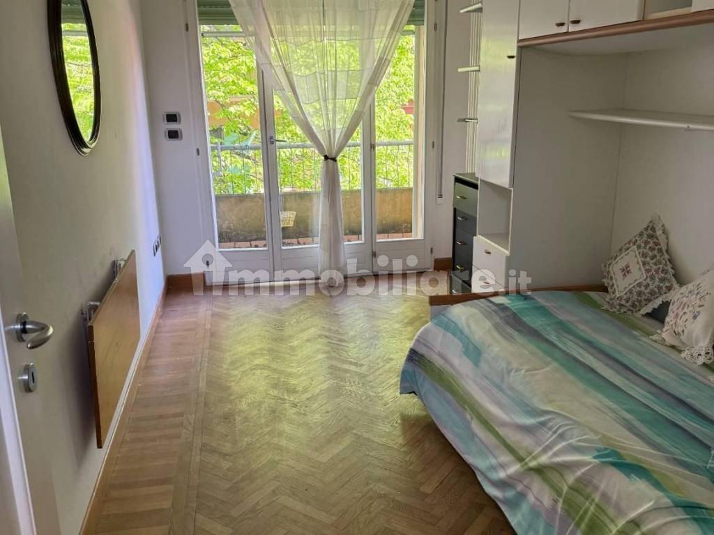 Stanza singola in affitto, affittasi camera singola via Francesco del ...