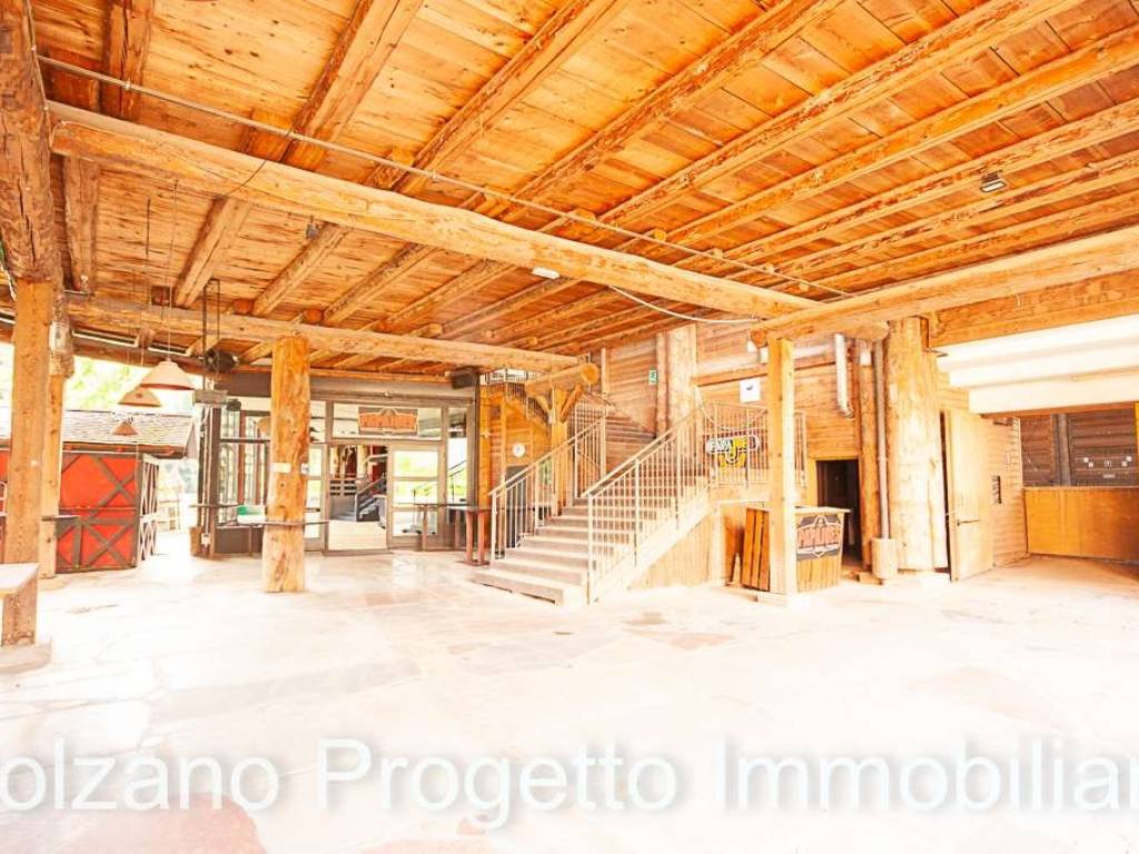 Capannone via villa, 38, Egna, Rif. 123413815 - Immobiliare.it