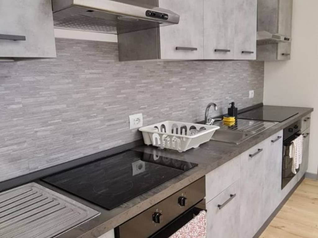 Single room for rent, single room rent via Trieste 1A Stazione Padua