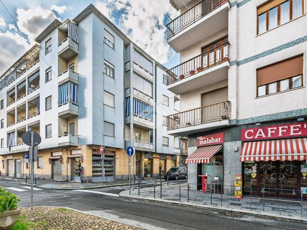 Vendita Appartamento Venaria Reale. Trilocale in via Goito. Buono stato ...