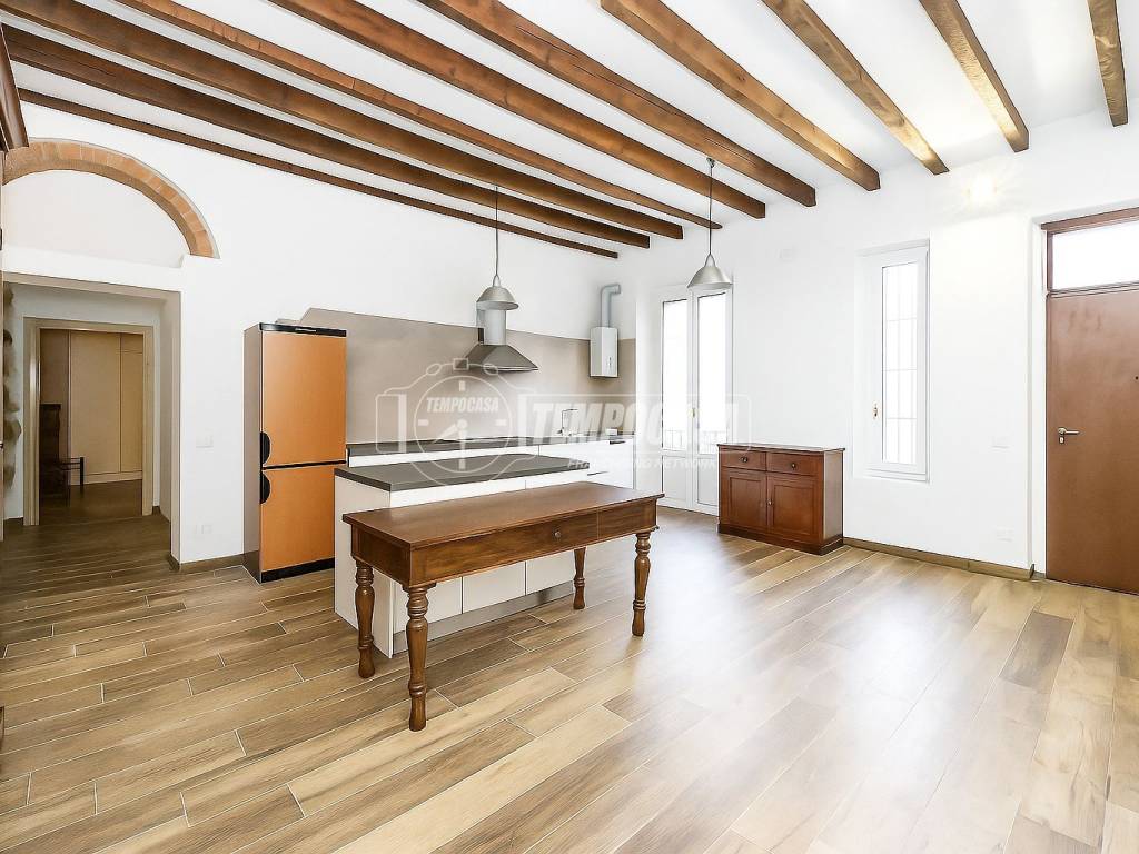 Vendita Appartamento Milano. Bilocale in via Plinio 20. Ottimo stato ...