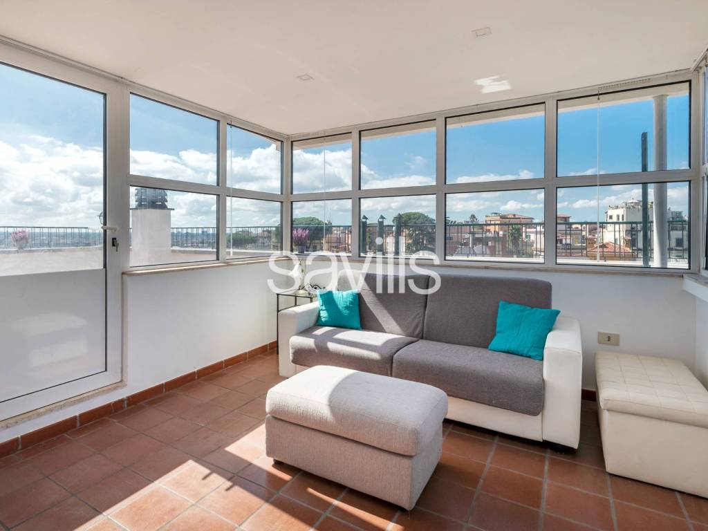 Affitto Attico in via Ugo Bassi Roma. Buono stato, con terrazza, rif ...