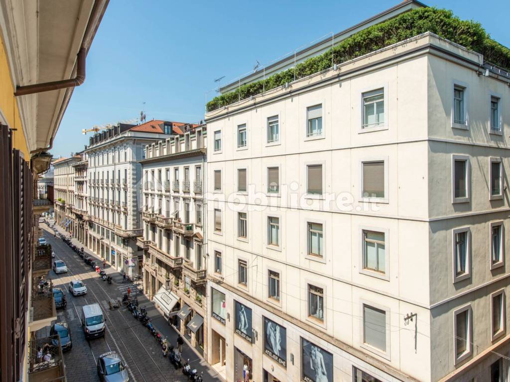 Affitto Attico in via Gesù Milano. Ottimo stato, posto auto, con ...